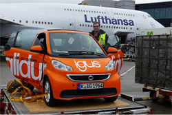 World Traveler Igus Iglide Car to Zig-Zag Across the United States and ...